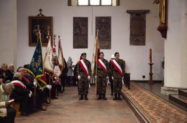 83. rocznica deportacji Polaków na Sybir - Zespół Szkół Budowlanych im ...